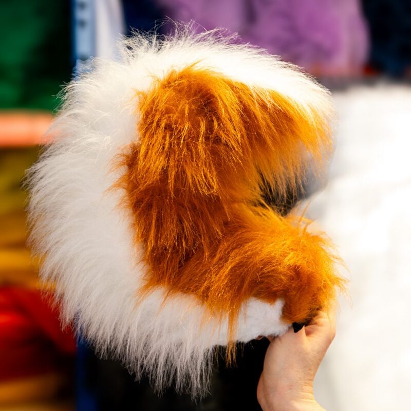 Husky tails that move! Remote controlled with an automode!